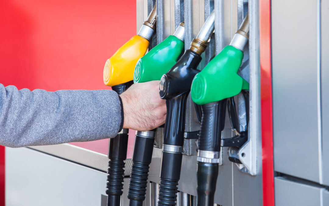 The Differences Between Gasoline and Diesel Engines - Mike's Mobile ...